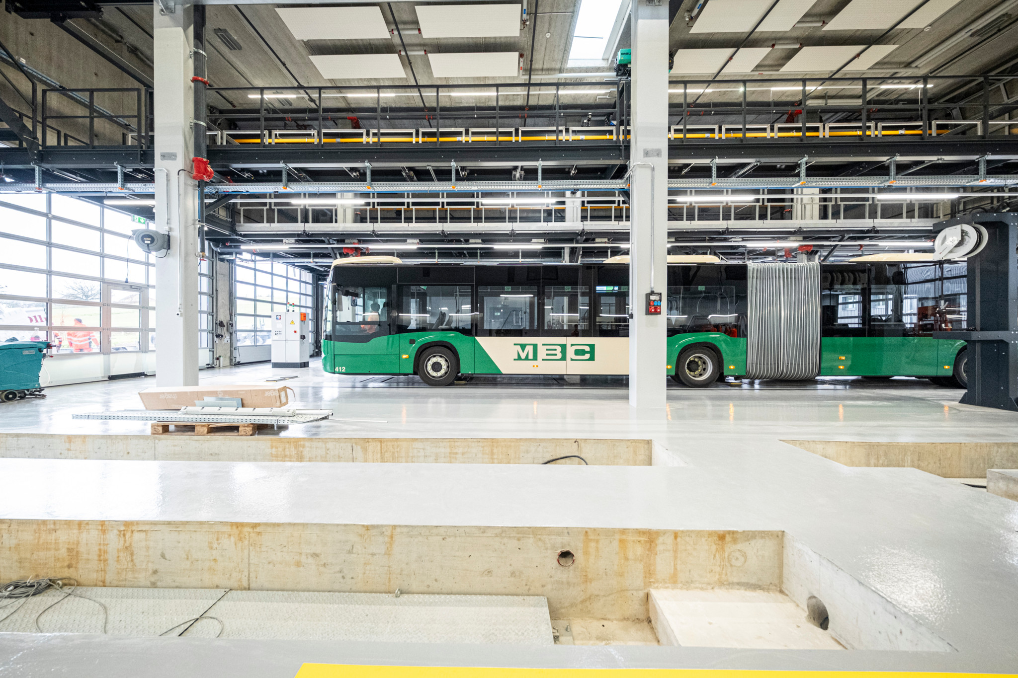 MBC: un nouveau dépôt géant pour 100 bus inauguré à Denges