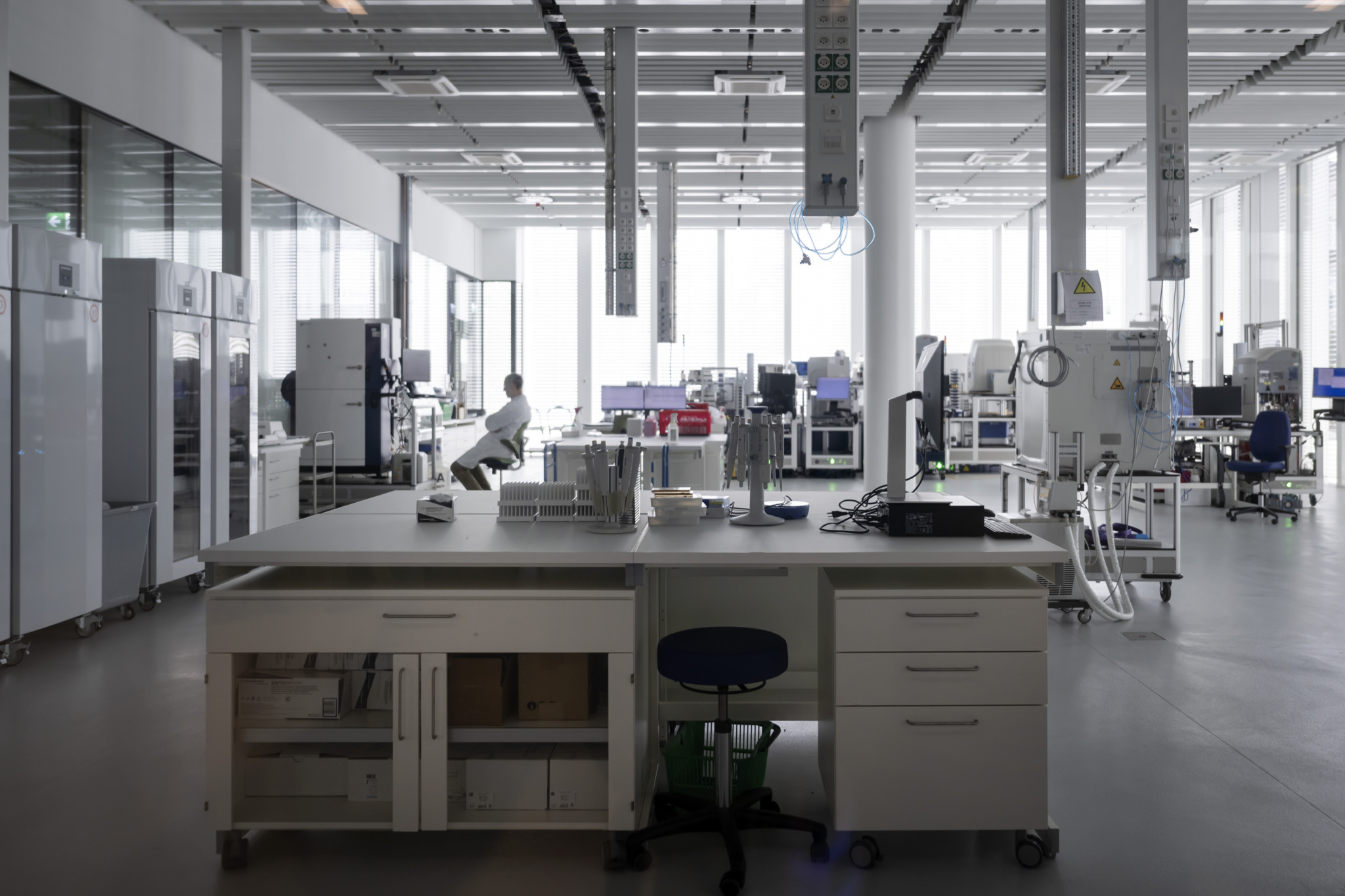 Life Science Basel: Fachkräftemangel gefährdet Wohlstand