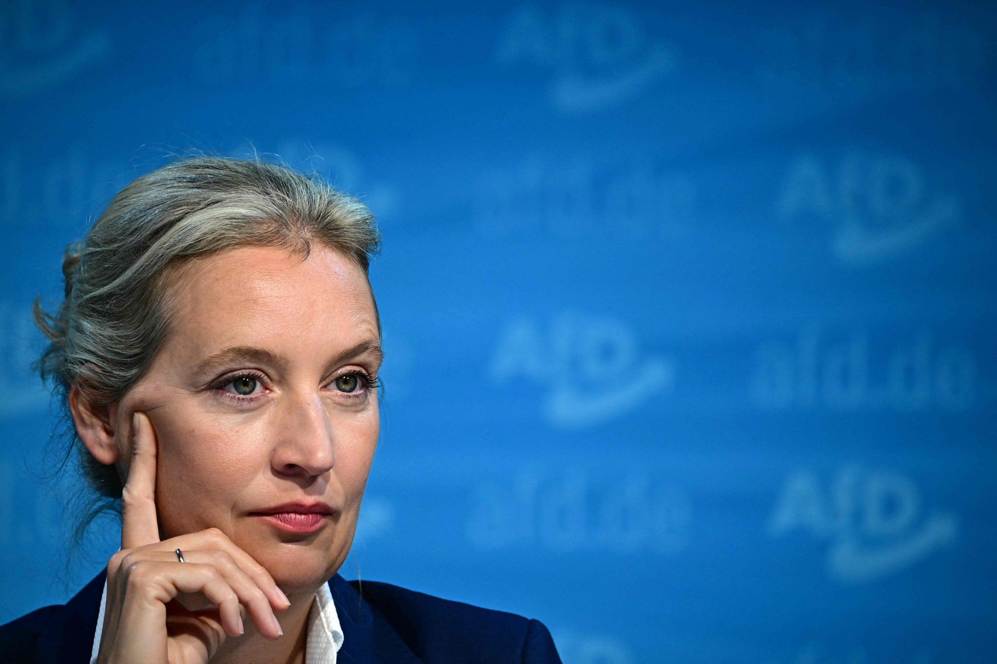 AfD: Darum wird Alice Weidel vor Chrupalla Kanzlerkandidatin | Tages ...