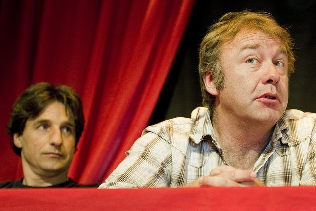 Cuche et Barbezat maintiennent leur candidature | 24 heures