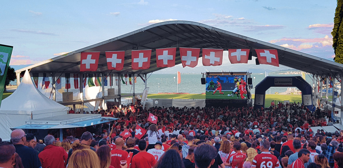 Arbon: Hitlergruss am Public Viewing – Polizei ermittelt | Der Landbote
