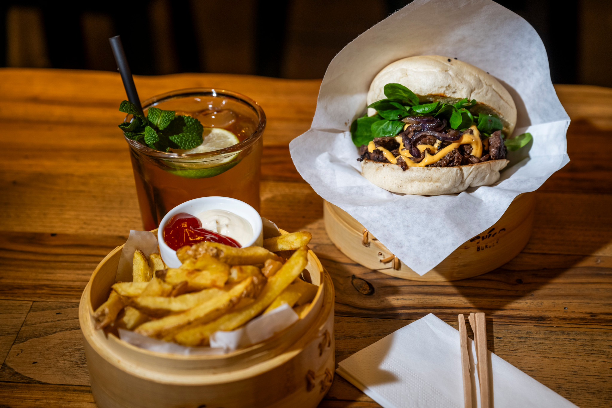 Shiso Burger im Niederdorf: Burger mit asiatischem Einschlag | Tages ...