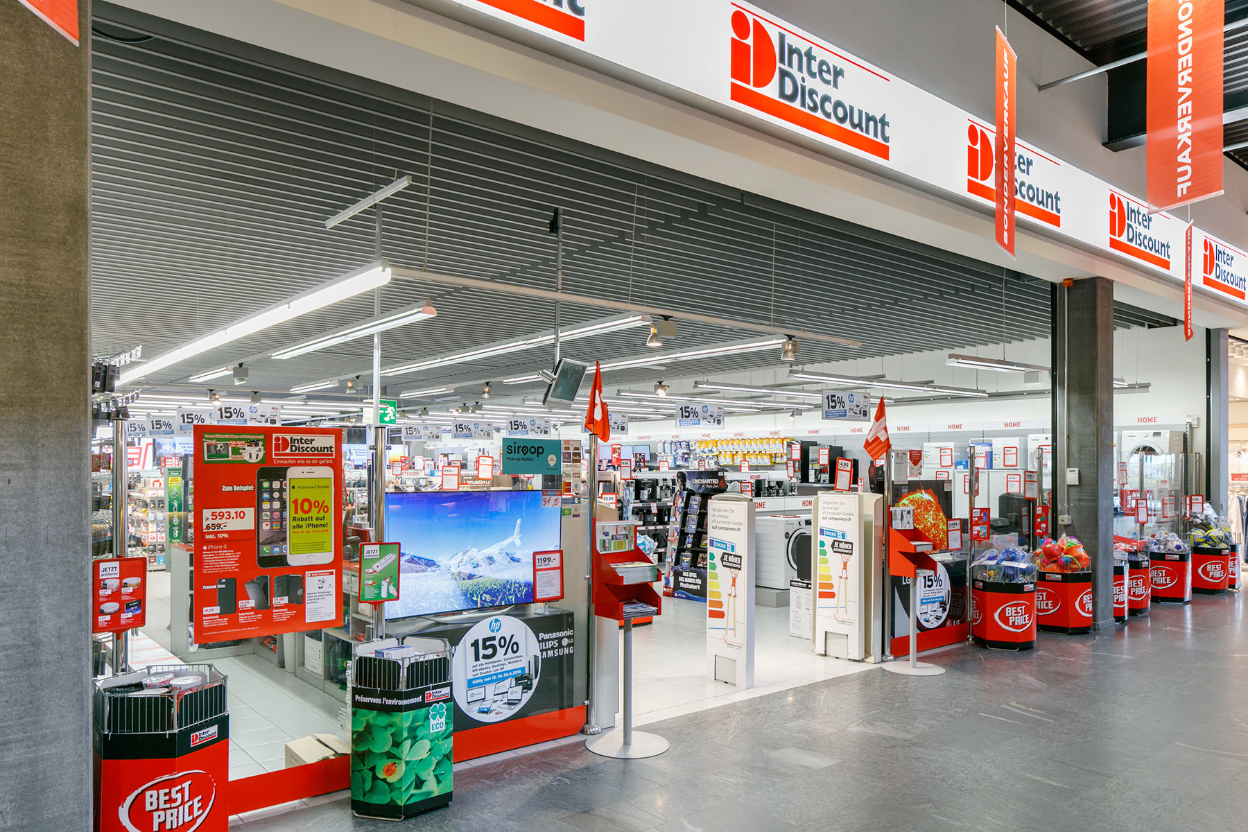 Coop und die Migros-Fachmärkte SportX und M-Electronics: Die Pläne ...