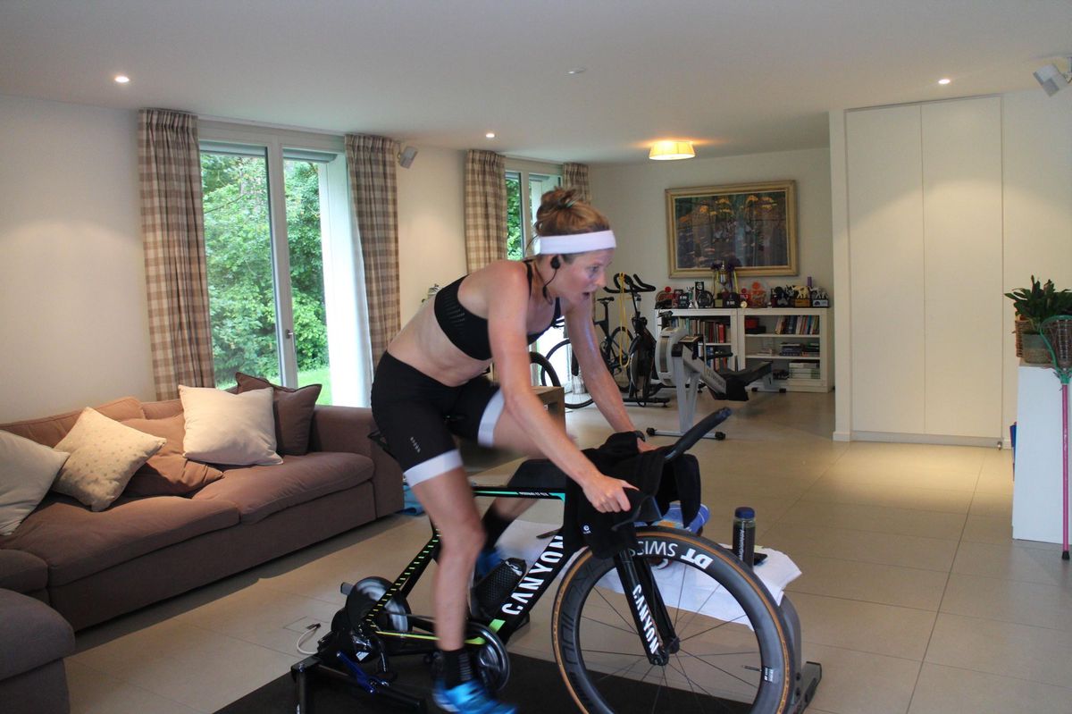 Imogen Simmonds gagne pour de vrai une course virtuelle | 24 heures