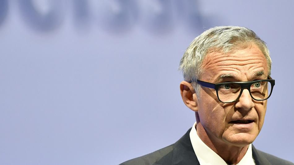 CS-Aktionäre machen Rohner ein letztes Mal zum Präsidenten | Finanz und ...