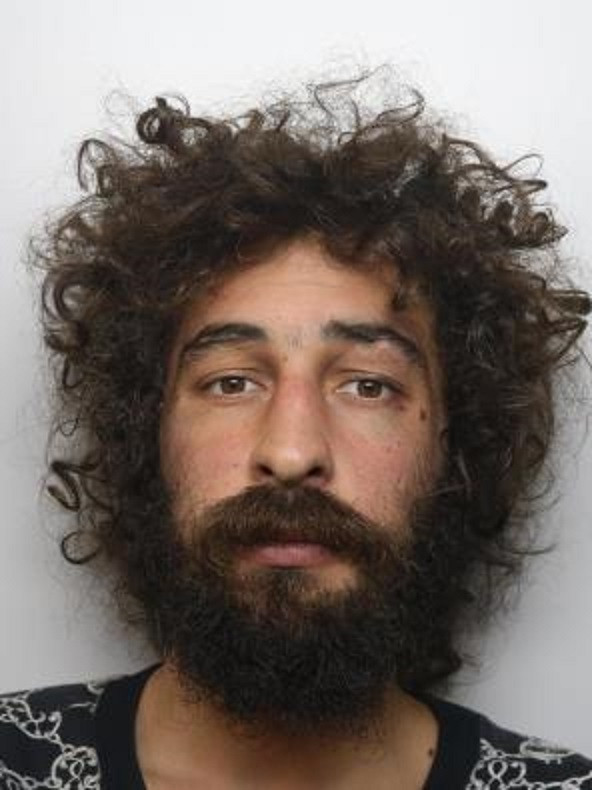 Royaume-Uni: Il bat son voisin à mort avec un sac rempli de cartes ...