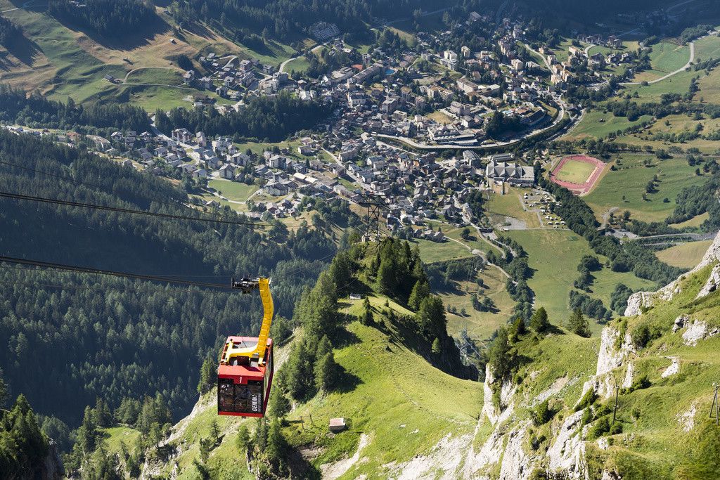 Drame en Valais: Une randonneuse perd la vie à Loèche-les-Bains | 24 heures