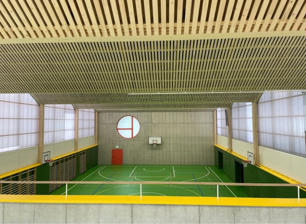 Lufingen hat das erneuerte Schulhaus eingeweiht | Tages-Anzeiger