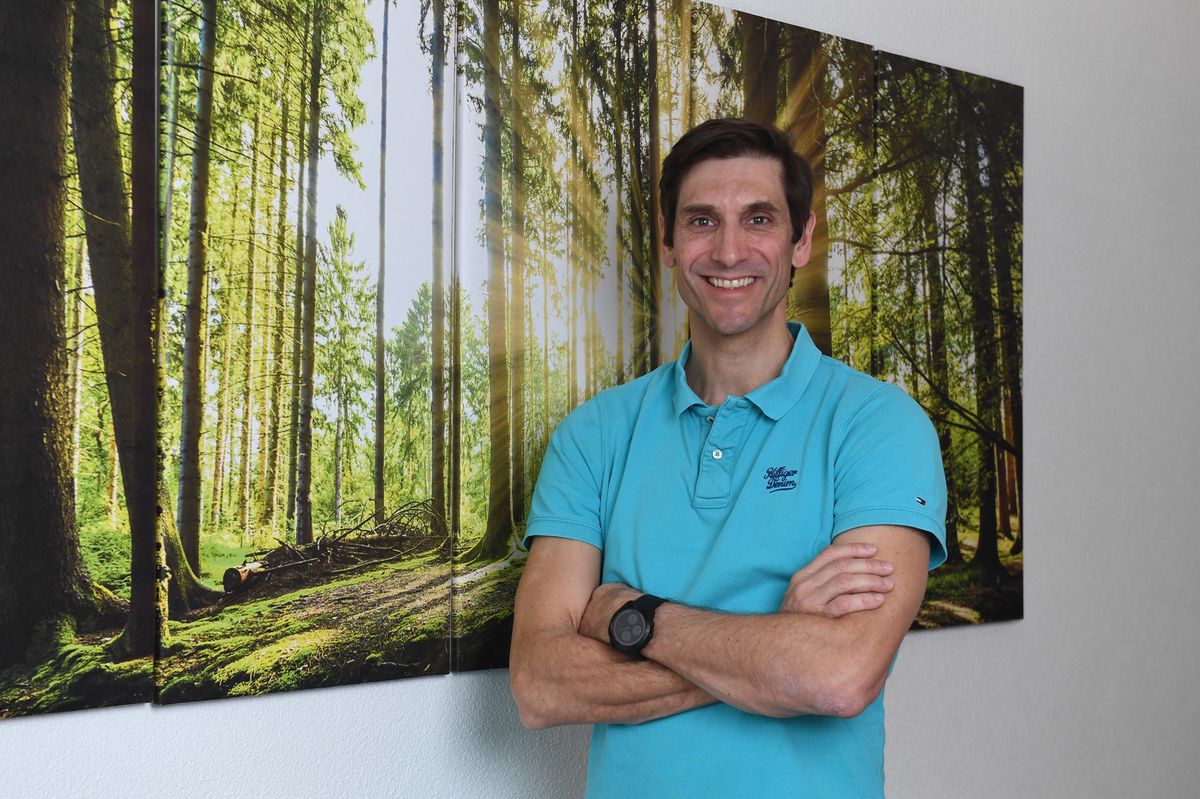 Adrian Brüngger hypnotisiert die Eishockey-Nationalmannschaft zum Sieg ...