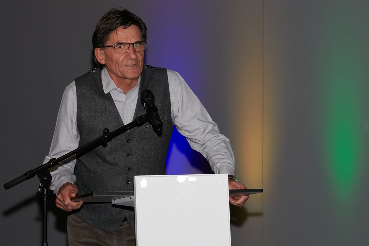 Peter Haas im Olympischen Museum: «Ob mein Kittel auch ausgestellt wird ...