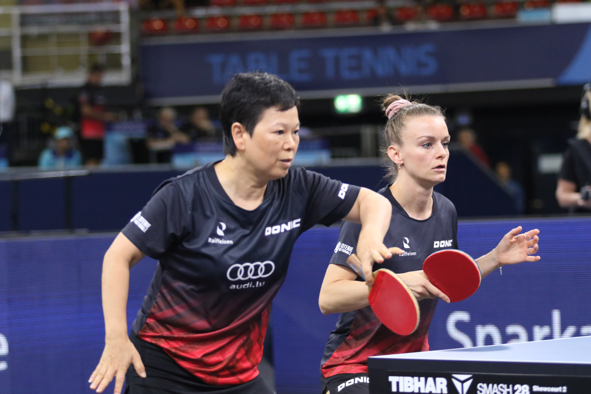 Pongistes luxembourgeoises: La paire Ni Xia Lian-Sarah De Nutte ...