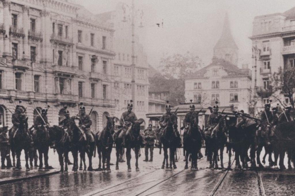 Der tödliche Krawall vor dem Bezirksgebäude | Tages-Anzeiger