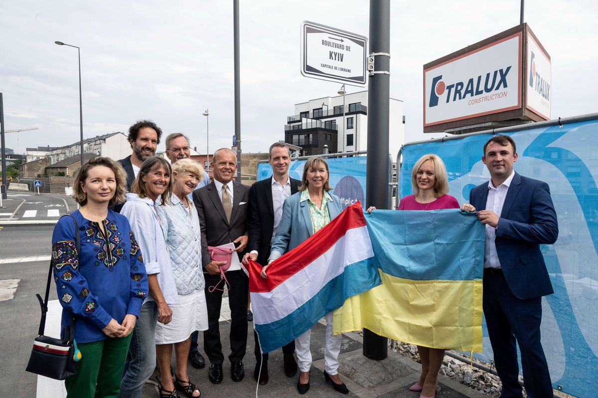 Schild enthüllt: Vitali Klitschko dankt der Hauptstadt für den ...