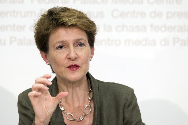 Simonetta Sommaruga fait l'éloge de la démocratie | Tribune de Genève