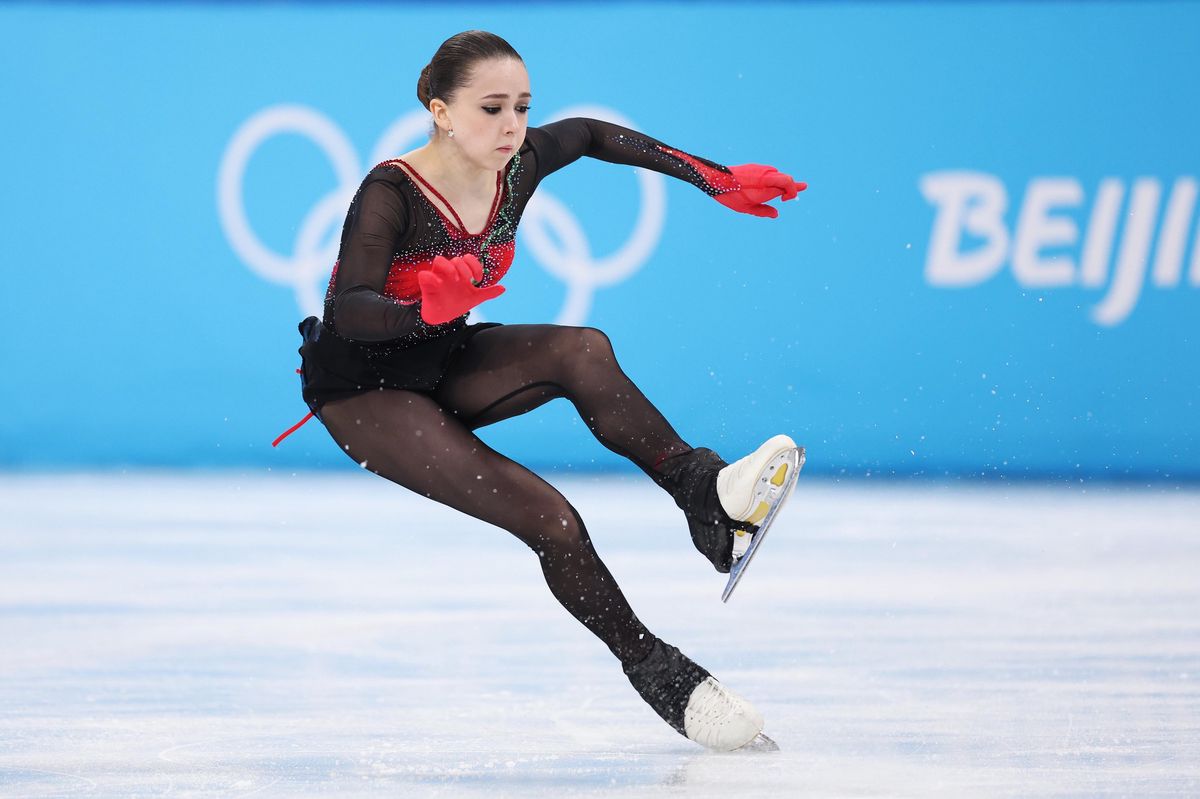 Patinage artistique - La jeune Kamila Valieva craque totalement, Shcherbakova en or | 24 heures