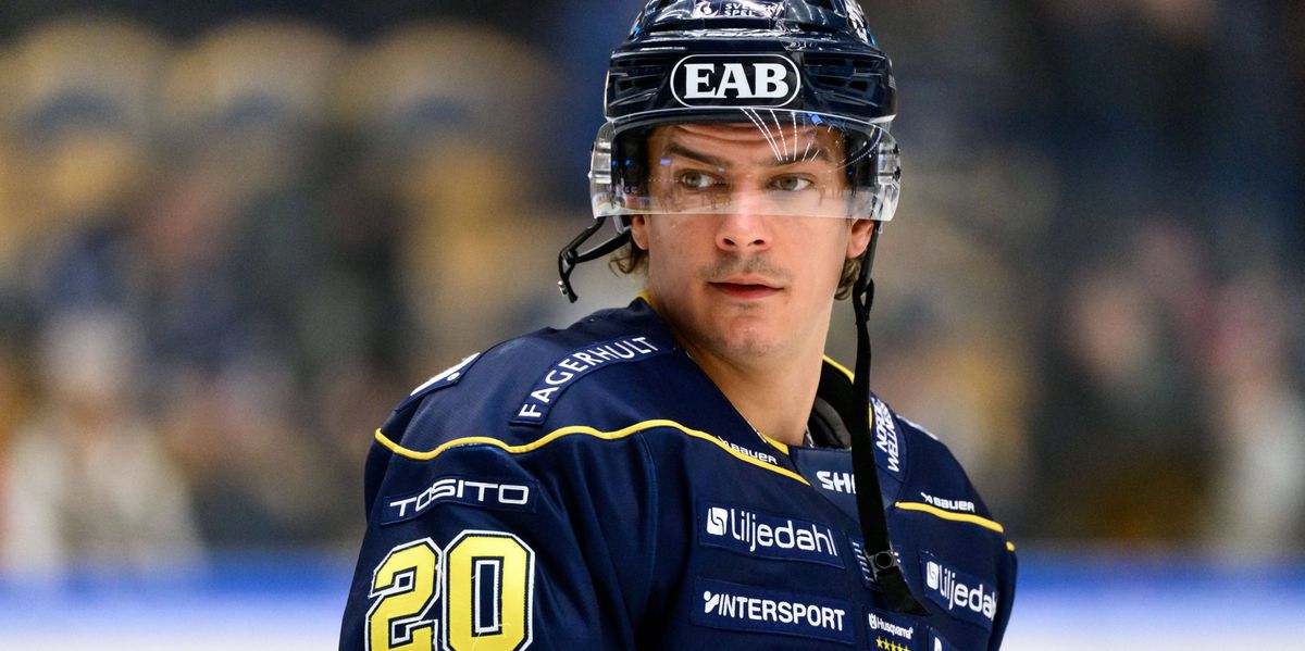 Asian live chaturbate talking with her was simple.