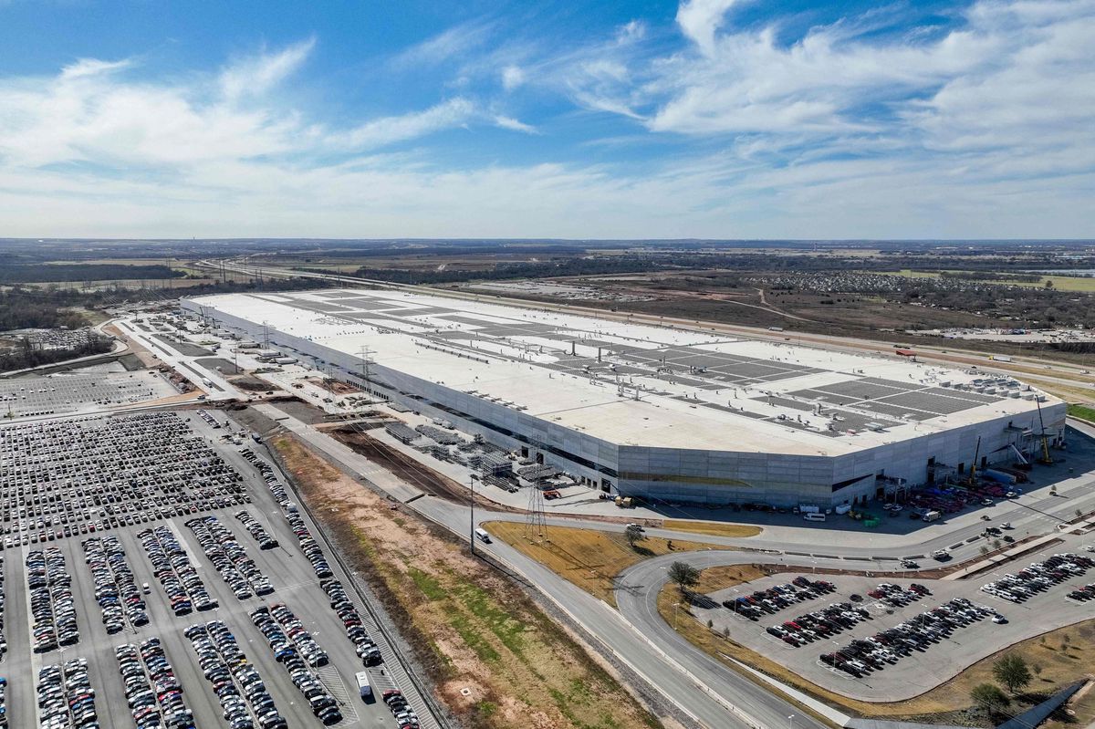 Pharaon: Tesla met 5 milliards pour son usine au Mexique | Bilan