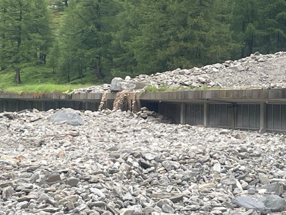 Suisse: Puissantes rafales, grêle et fortes pluies en direction du nord ...