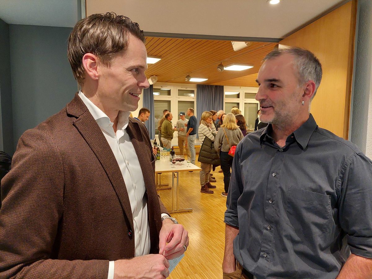 Dinhard erhöht Steuern – und ist nicht mehr steuergünstigste Gemeinde | Tages-Anzeiger