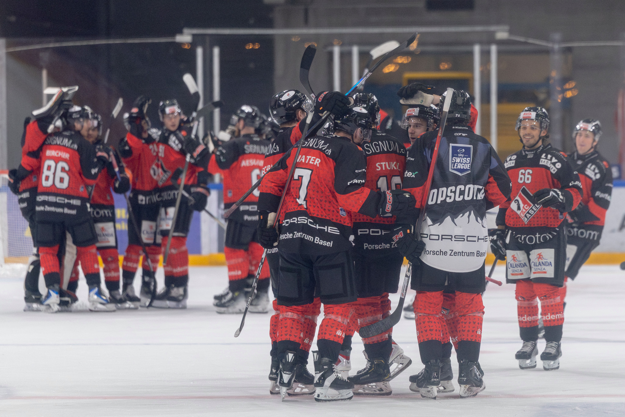 EHC Basel: Marc Aeschlimann erzwingt Penaltysieg gegen HCC