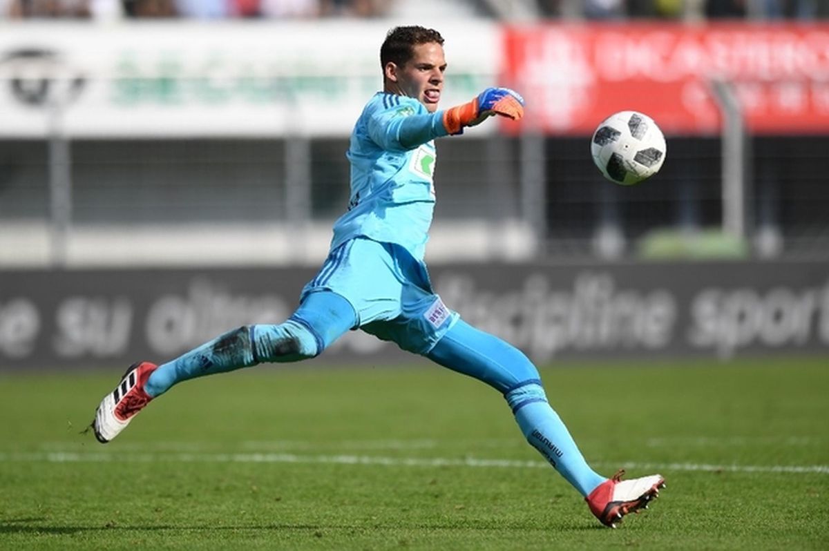 Football - Thomas Castella: «J’ai envie de gagner quelque chose avec ...