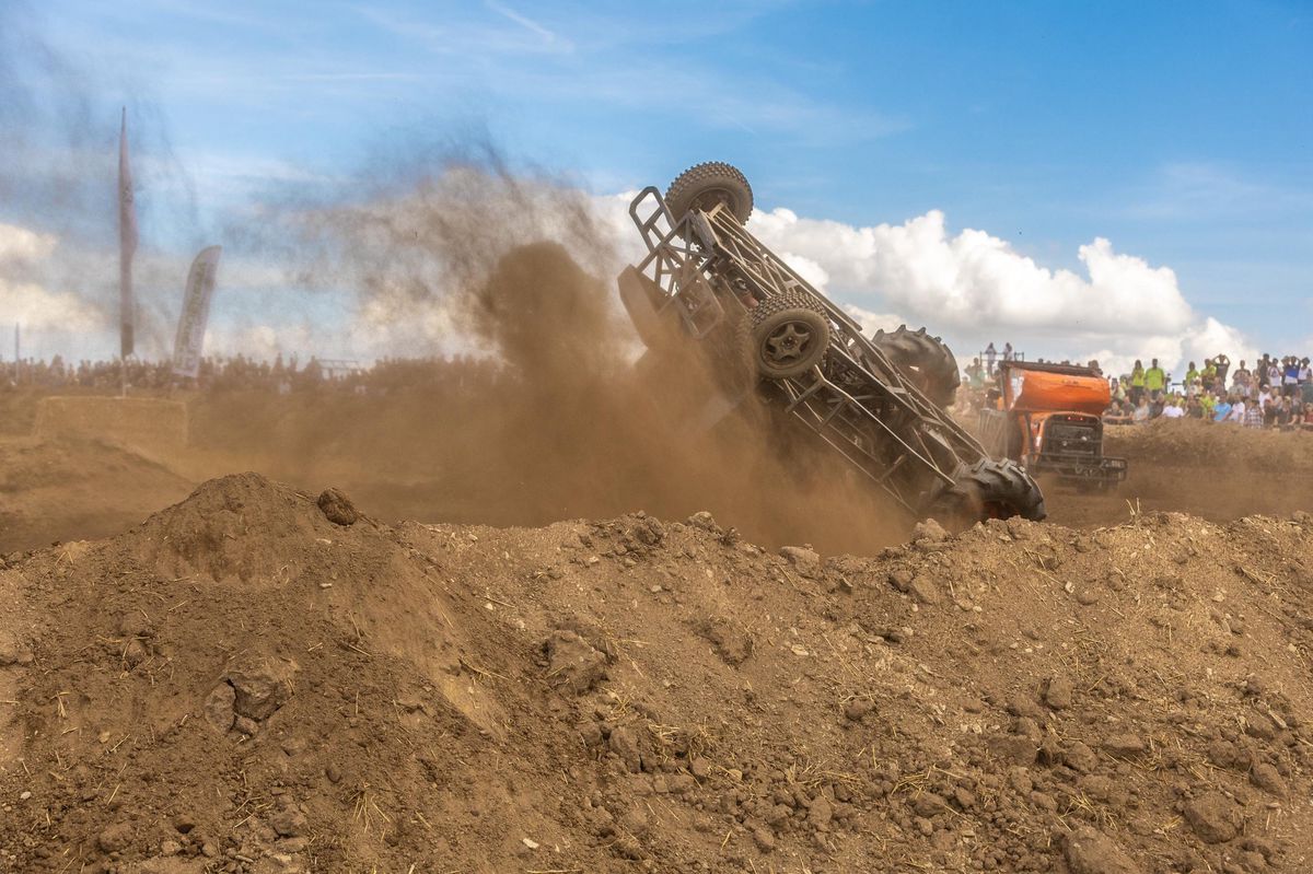 Événement au Luxembourg: Le retour des moissonneuses-batteuses a fait ...
