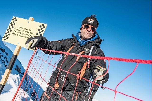 Ils font face au danger pour que d'autres puissent skier en paix ...