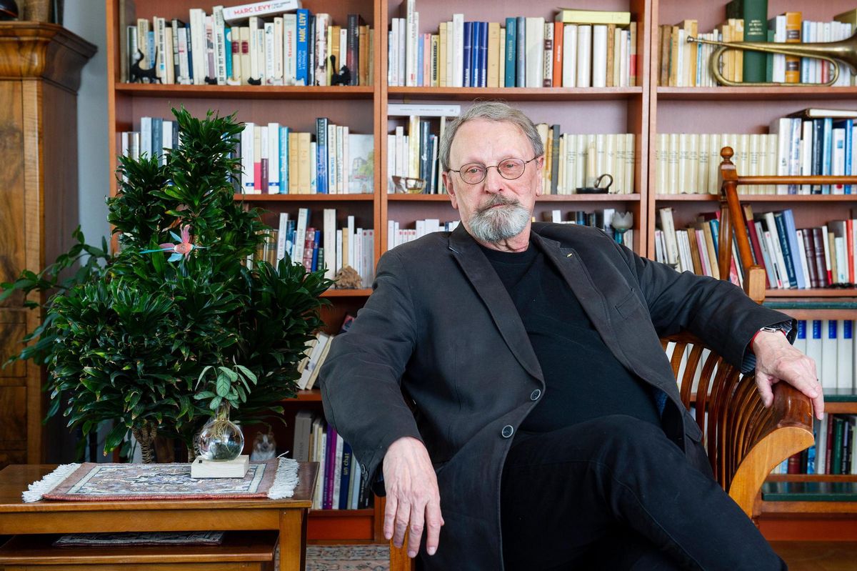 Portrait de Daniel Bolens - Le grand maître maçonnique mène une vie ...