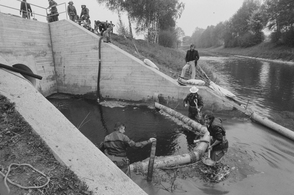 Zeitreise ins Jahr 1974: Als Landwirte in Opfikon Kerosin aus der Glatt ...