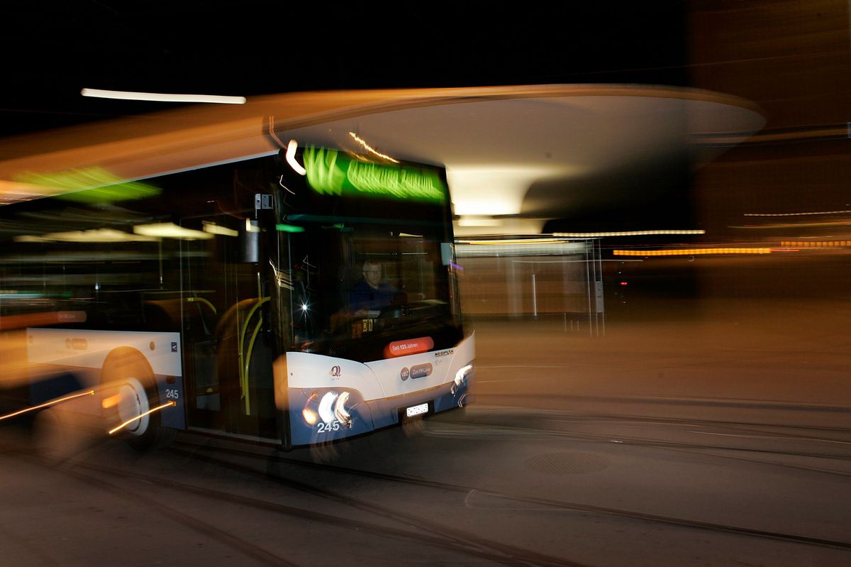 Stadt Zürich Tram und Bus: Kommt das Nachtnetz unter der Woche?