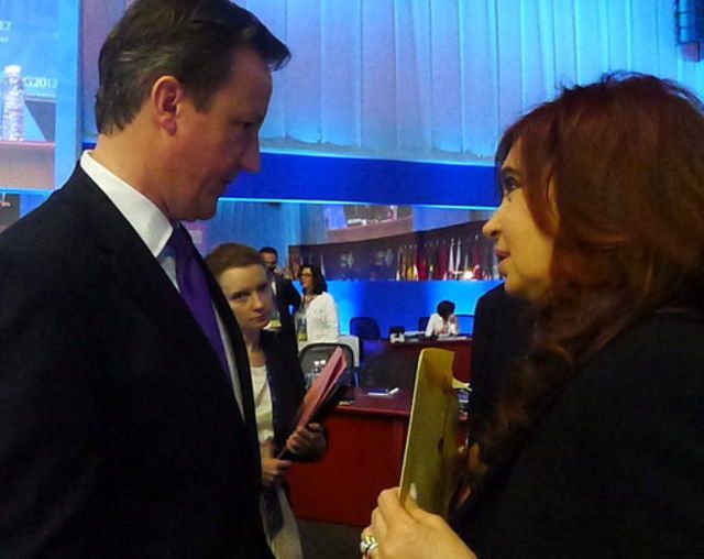 Incident entre Kirchner et Cameron | 24 heures