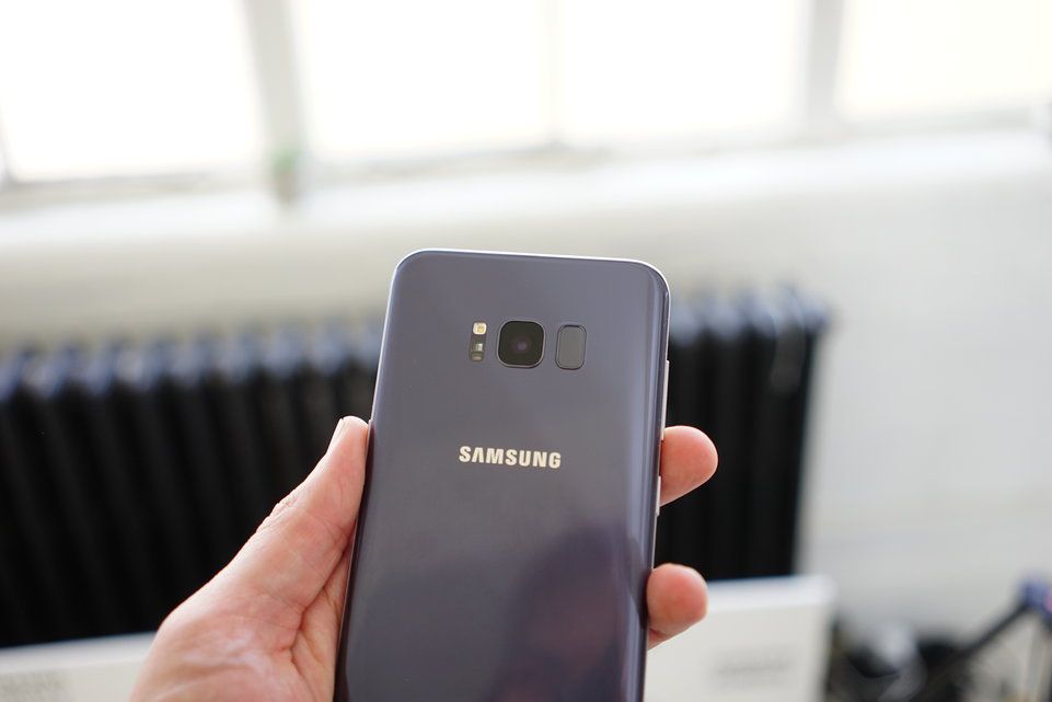 Warum Samsung den Sensor verschieben musste | Basler Zeitung