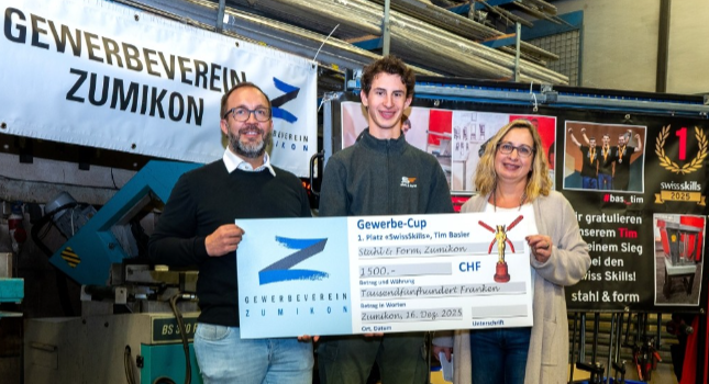 Zumikon: Tim Basler holt Gold an den Swiss Skills 2025