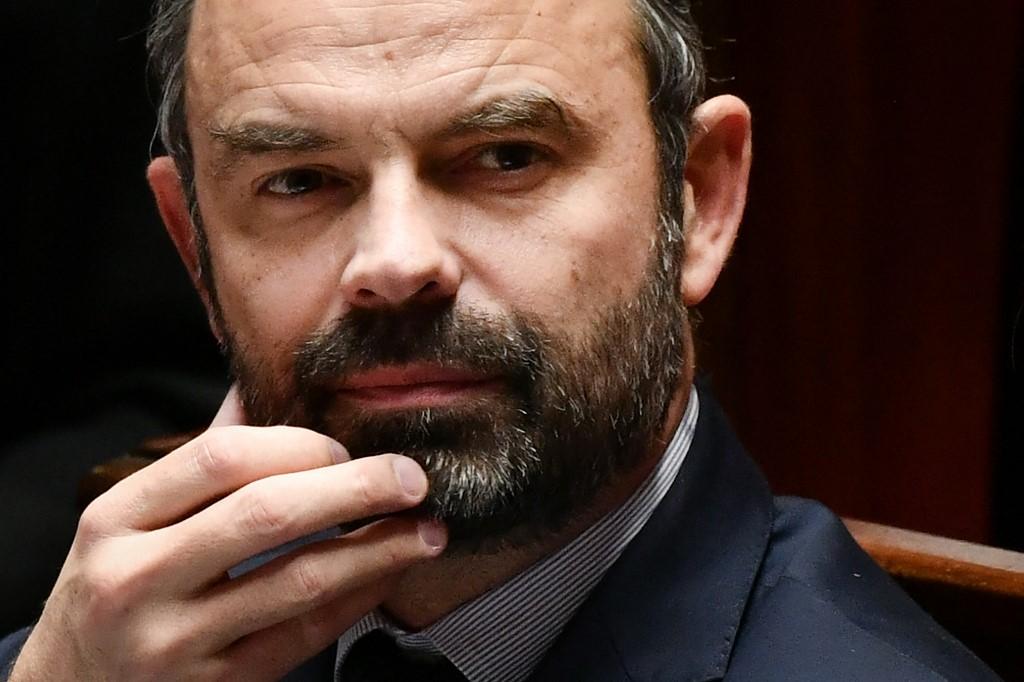 «Mes sourcils sont tombés»: Méconnaissable, Édouard Philippe dit ...