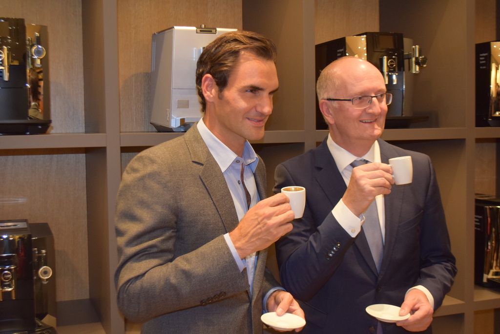 Roger Federer eröffnet neuen «Walk of Fame» | Berner Zeitung