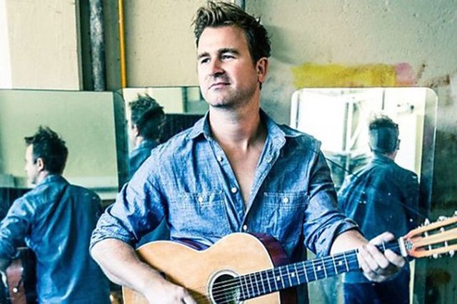 Gustav, wie er singt und liest | Der Bund