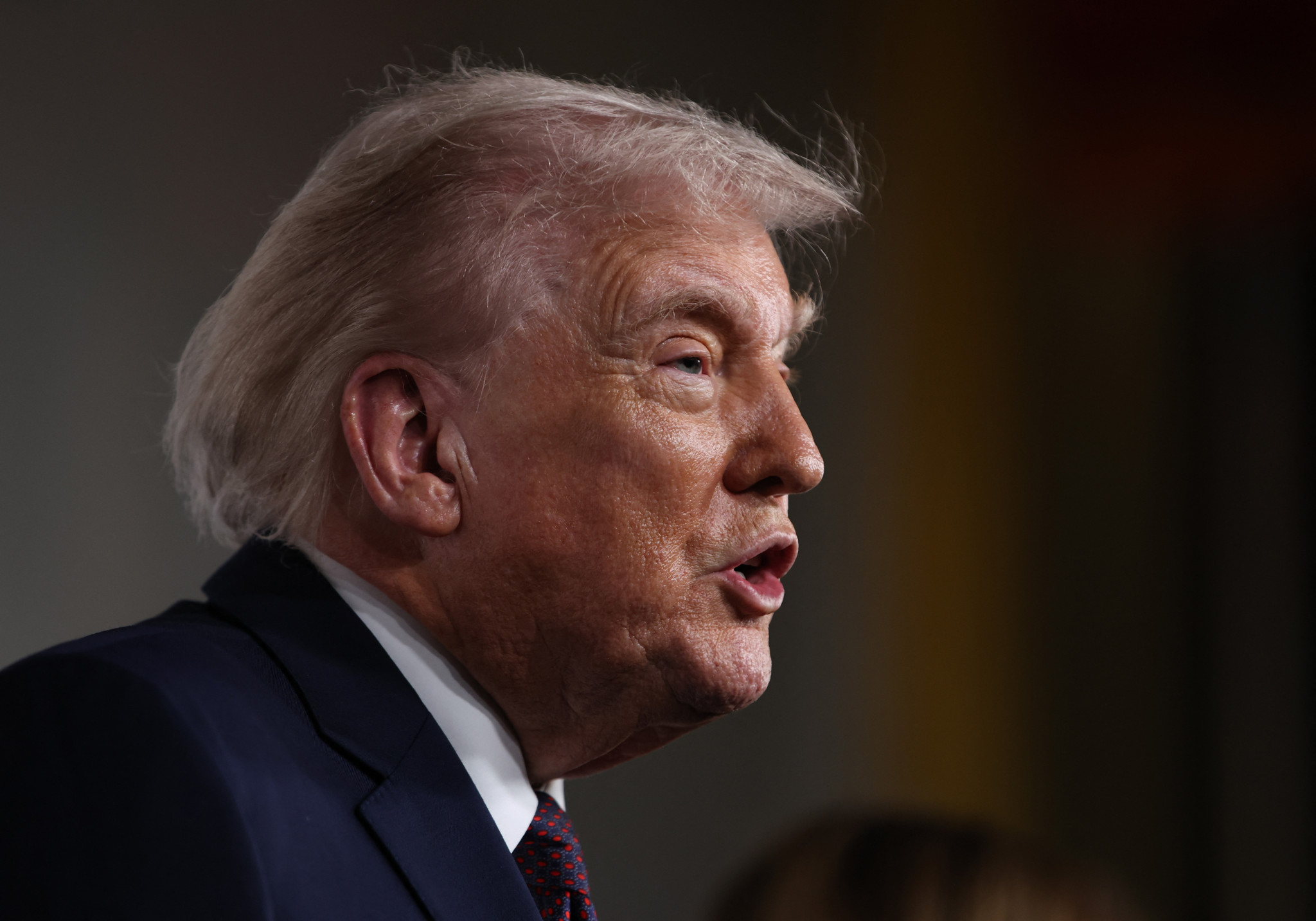 Donald Trump «espère» ne pas avoir à frapper l’Iran