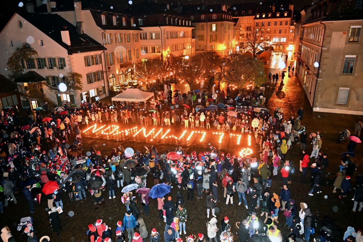 Festivités à Nyon: Le marché de Noël s’installe place du Château | 24 ...