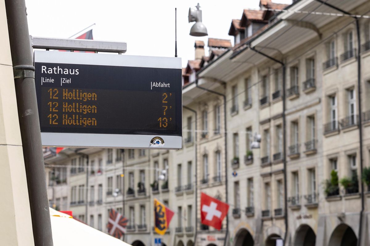 Denkmalschutz vor Inklusion: Bernmobil muss Anzeigetafeln in der unteren Altstadt entfernen ...
