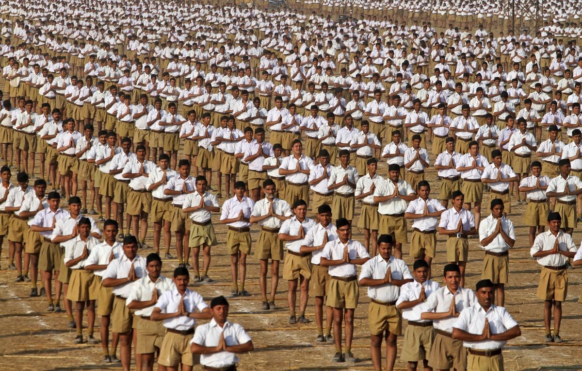 Indien und RSS: Sie beten, turnen und schlagen für die Hindu-Nation ...