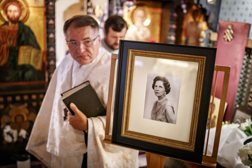 Lausanne: La reine mère Hélène rentre en Roumanie - Le Matin