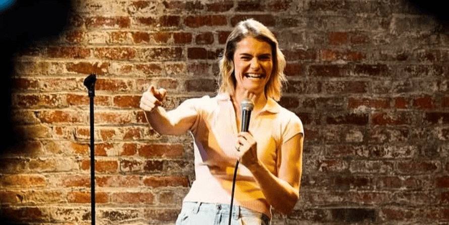 Hazel Brugger: Comedy-Shows in New York ausverkauft