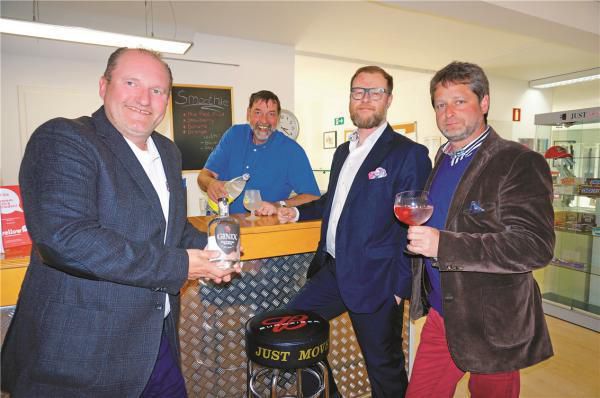 Aventure entre amis – Ils veulent devenir les rois du gin ...