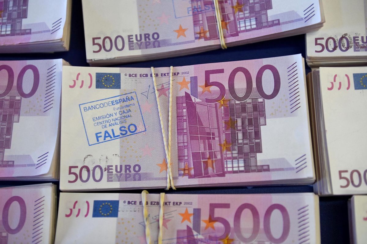 Dark web: 51 millions d’euros en espèces et monnaie virtuelle saisis ...