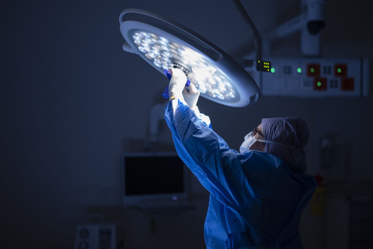 Trans Jugendliche: Hormone, Operationen, Pubertätsblocker | Der Bund