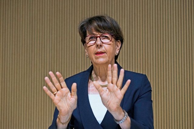 L'affaire «Car Postal» fait rouler la tête de Susanne Ruoff | 24 heures