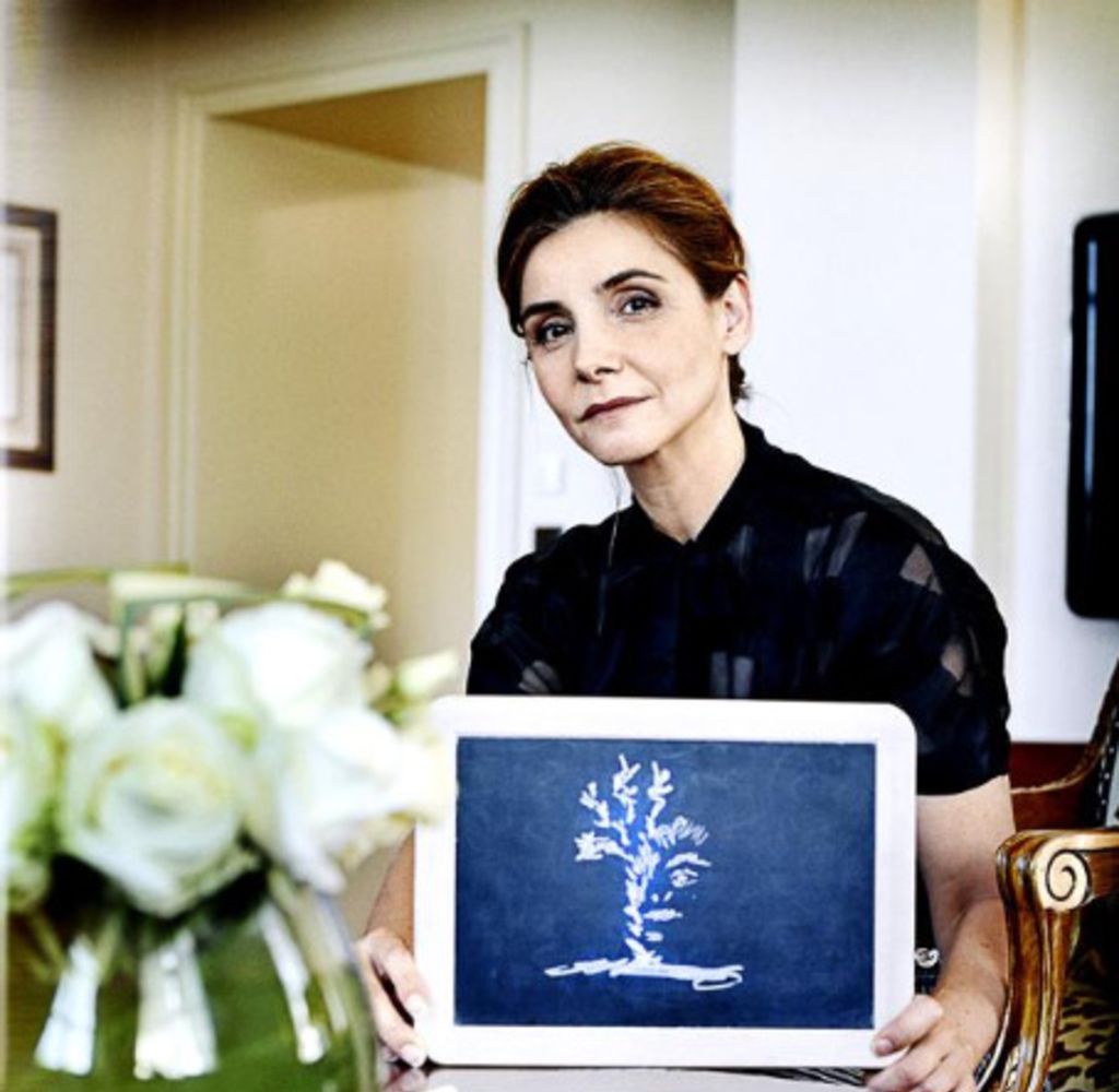 Clotilde Courau, un rôle fort et inédit qui a séduit Locarno | Tribune ...
