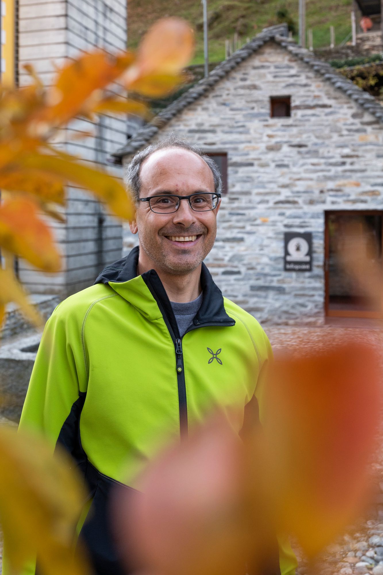 Wanderung im Tessin: durch die Buchenwälder im Valle di Lodano ...
