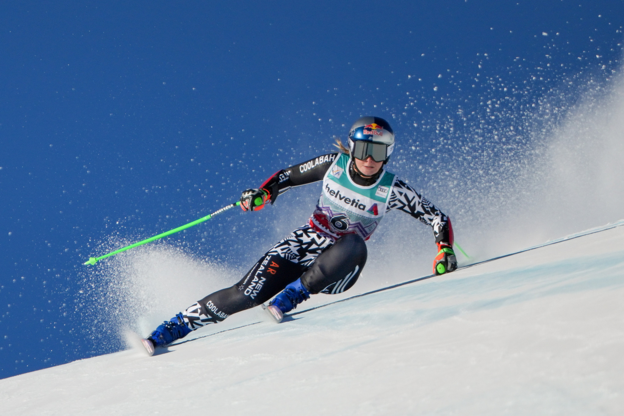 Super-G in St. Moritz: Alice Robinson triumphiert