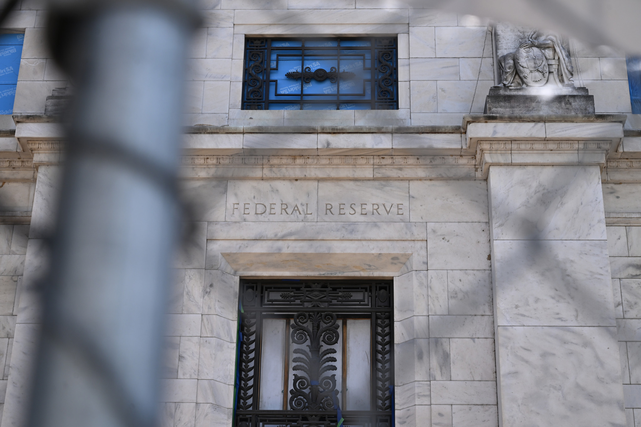 Börsen-Ticker: SMI schliesst höher, UBS gefragt, Alcon geben nach